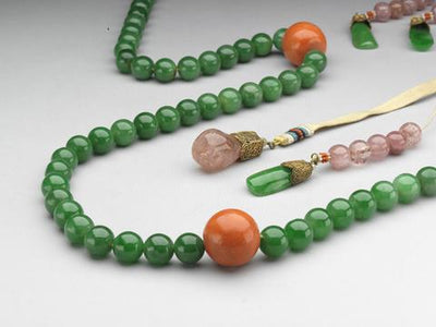 Barbara Hutton's Exceptional Jadeite Bead Necklace of Extreme Importan ...